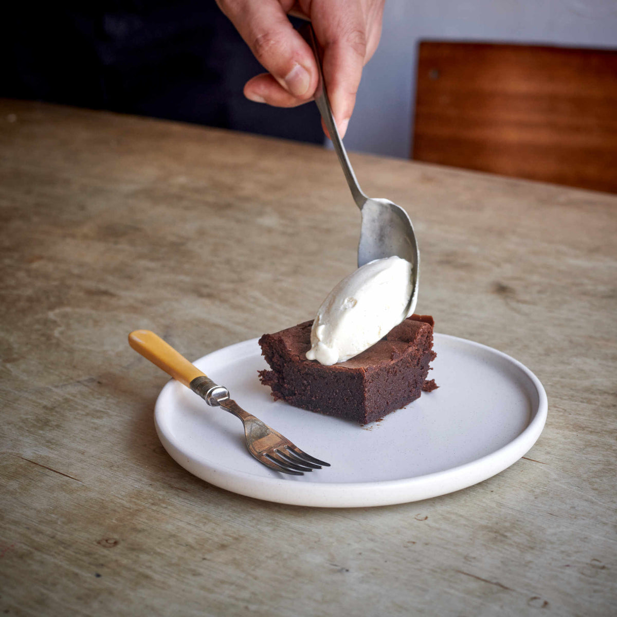 Cake And Brownie Gifts - Exploding Bakery - Next Day Delivery